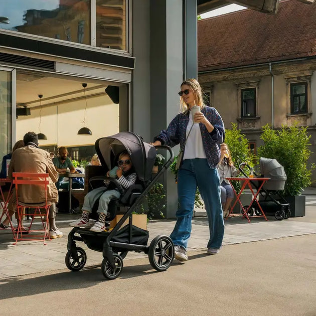 How to Test a Stroller in Store (Like a Pro) – Galt Baby